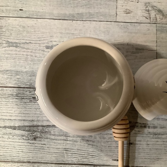 Kitchen | Ceramic Bee Hive Shaped Honey Jar With Dipper | Poshmark